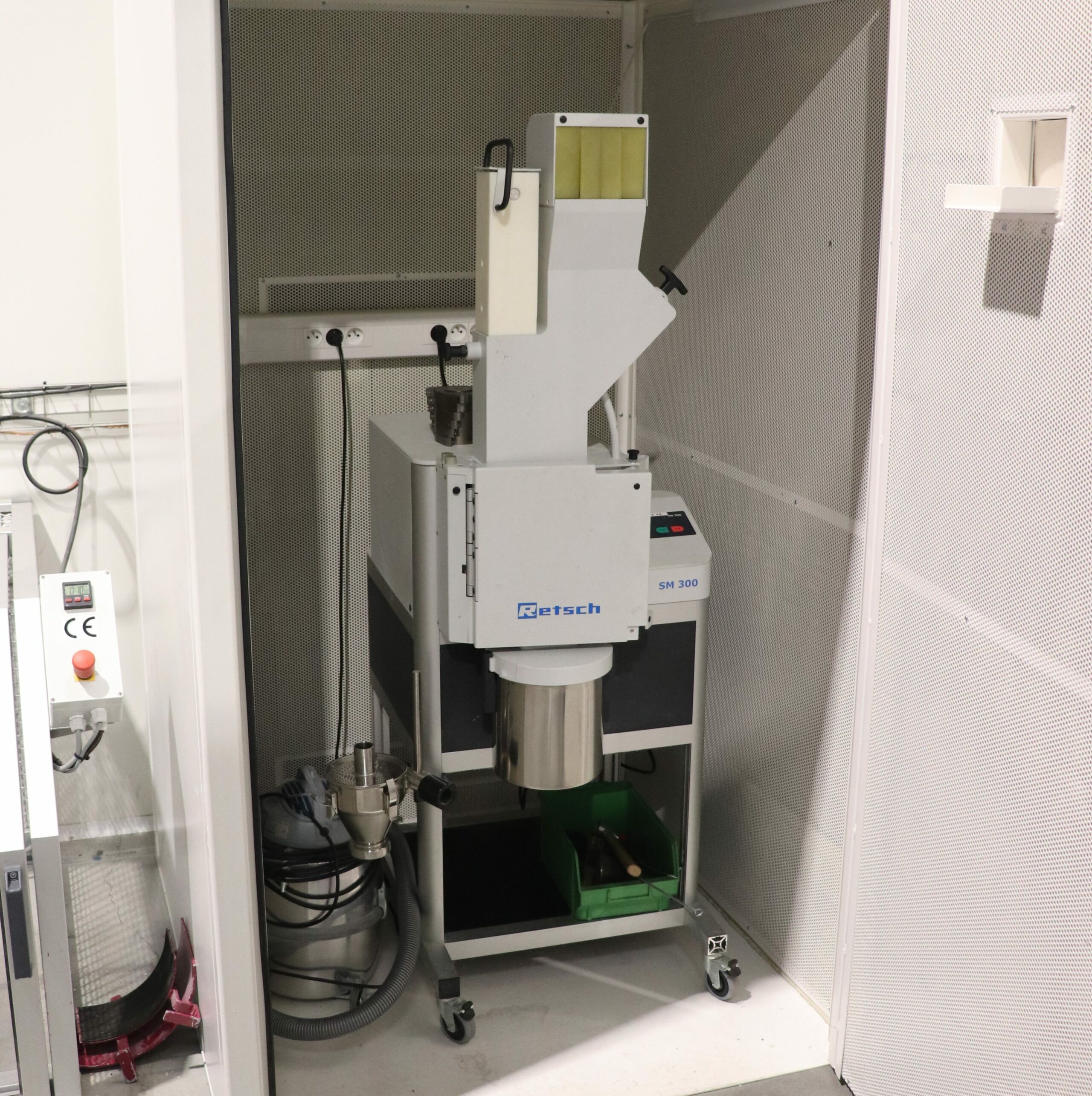 Broyeur à couteaux SM300 RETSCH | Axel'One